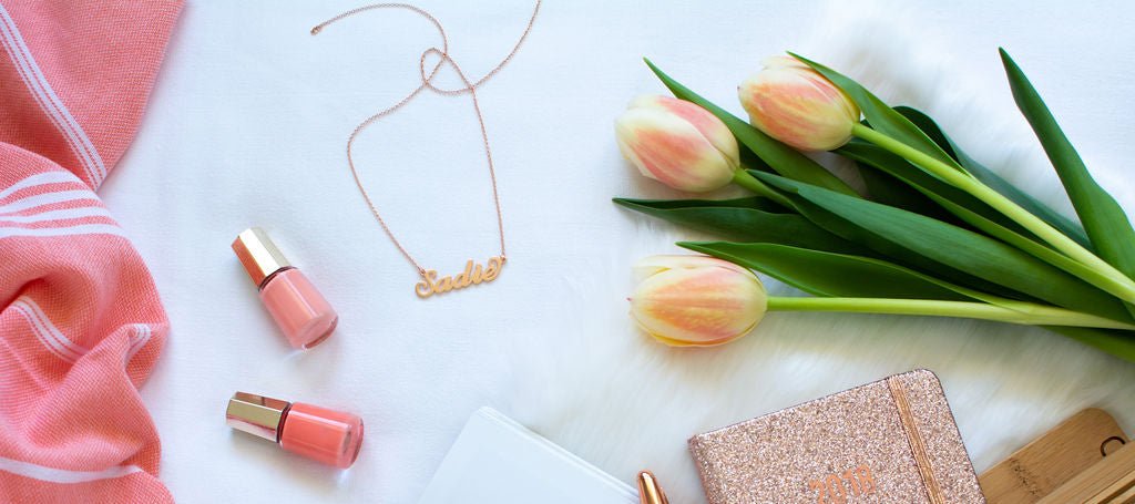 Carrie Style Name Necklace: The Perfect Accessory for Every Woman ...